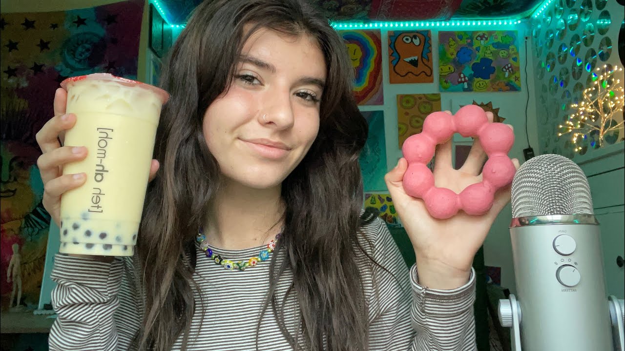 [ASMR] DRINKING BOBA+MOCHI DONUT 🧋