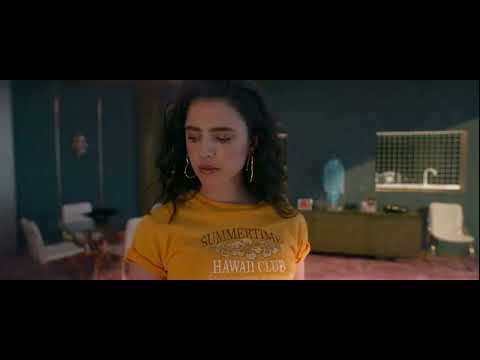 The Substance (2024) - Sue Turns Off The TV | Unimportant Movie Scenes