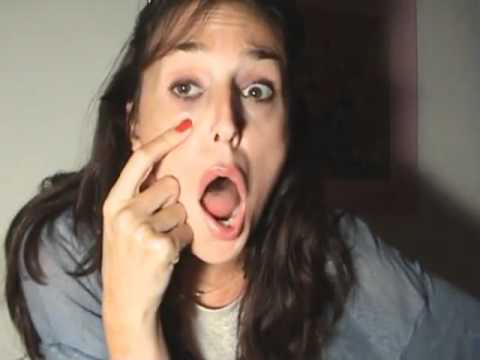 learn Italian: there is/are (C'E'/CI SONO) -thisisitalia