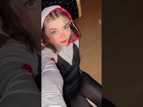 Cosplay Gwen Stacy π·οΈ