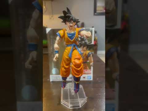 How to pose your S.H. Figuarts Son Goku figure