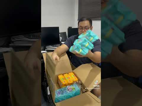 Unboxing the Uni-Love Baby Wipes 80+20 sheets — scented and unscented! #babywipes #wipes #fyp