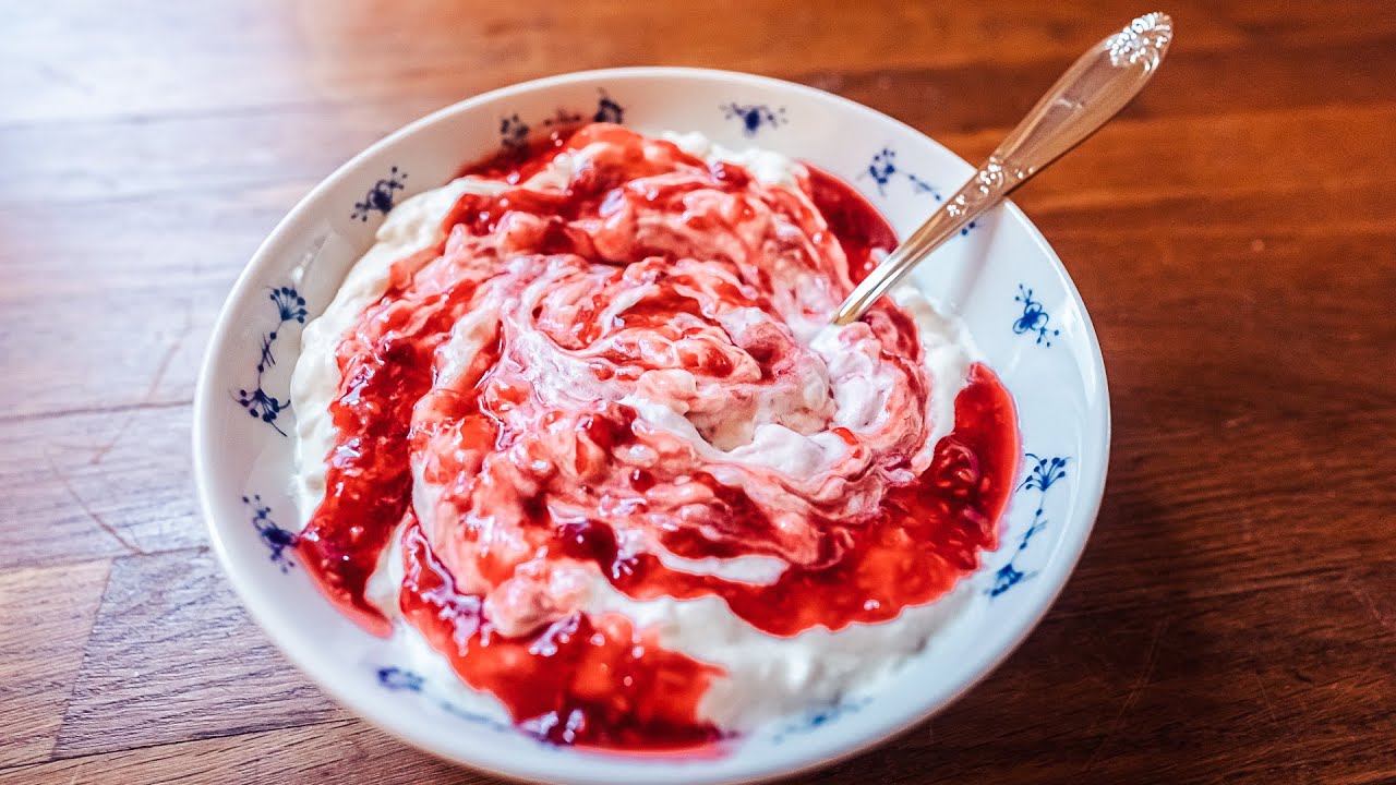 Riskrem (Norwegian Rice Pudding)