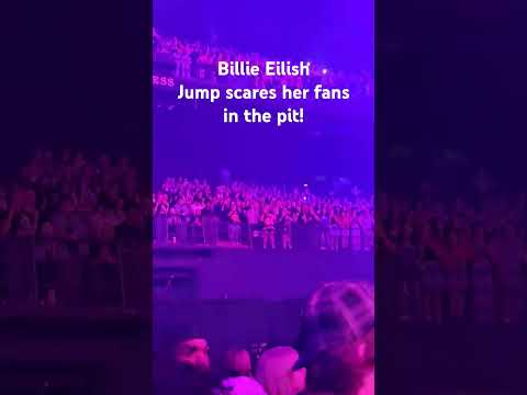 She's behind you! (Billie Eilish Baltimore Oct 4 2024)