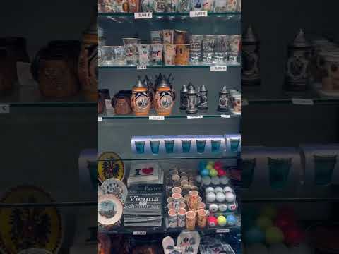 SOUVENIR SHOP in Vienna, Austria 🇦🇹 #souvenir #souvenirshop #shopping