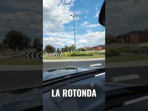 How to say roundabout in Spanish