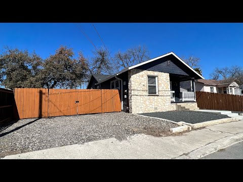For Sale in San Antonio 163 Bank st