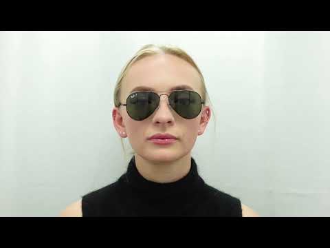 Woman model wearing Ray-Ban Aviator 3025 002/58 55mm Sunglasses