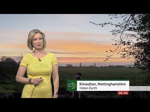 Weather images, the haze, fog and sun on Good Friday morning (UK) - BBC - 15th April 2022
