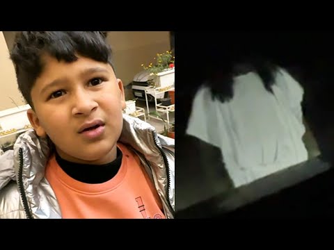 Chinu ko bhoot dikh gaya ????