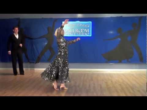 Valzer Viennese: passi base – S P A C E P R E S S