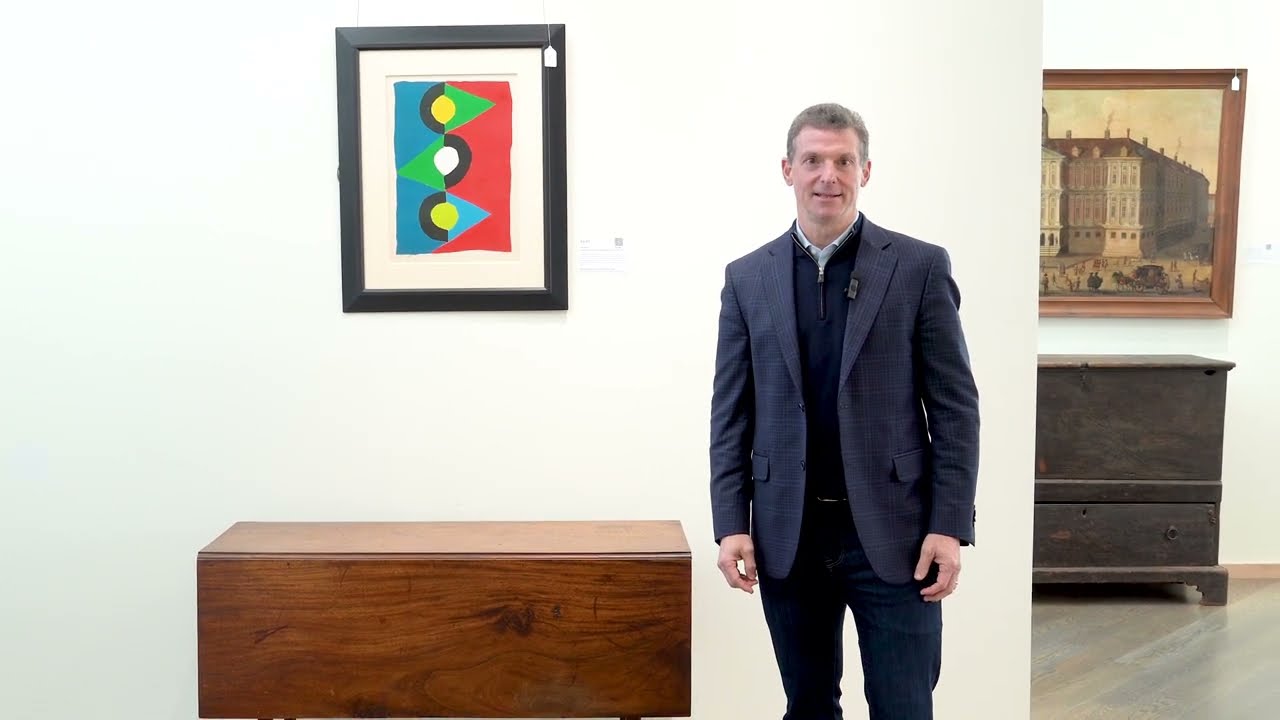 Furniture Explained | Antique Mahogany Drop Leaf Dining Table at Auction