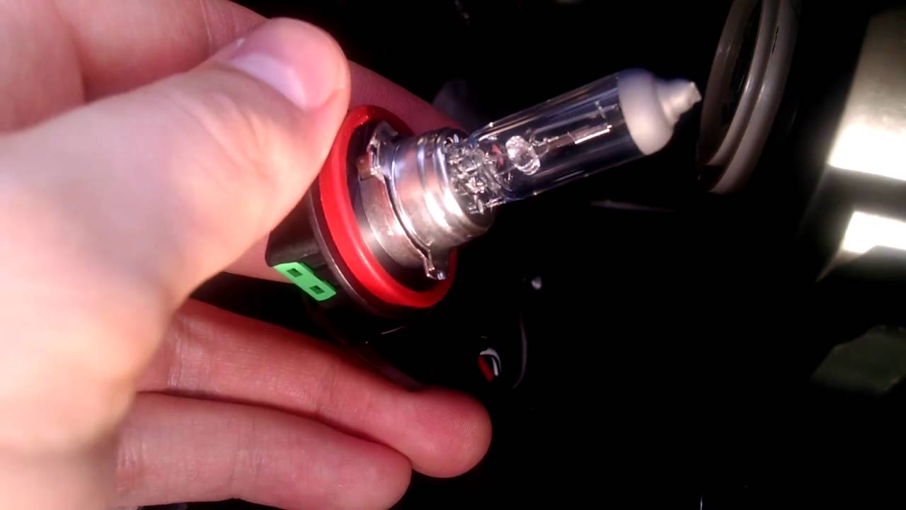 Easy! Toyota Highlander 2013-2016 Headlight Replacement