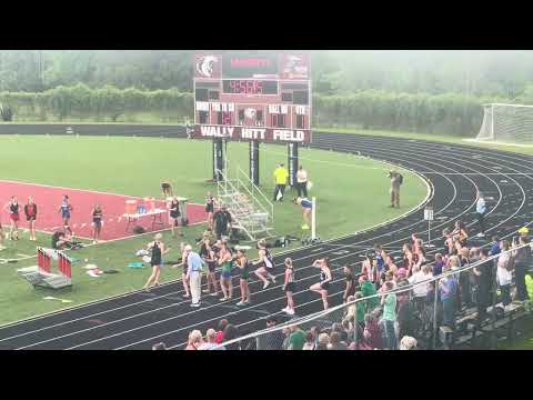 5.29.2025 Girls 4x800 relay section finals