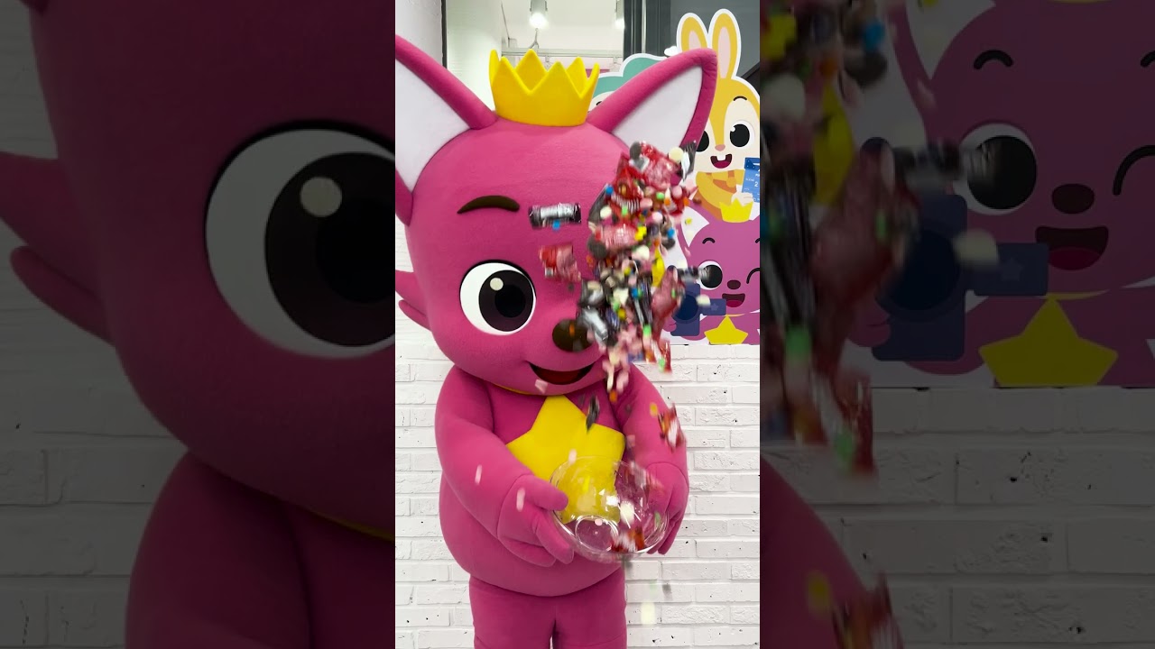 Pinkfong spilled the m&m's, but look what it shows!