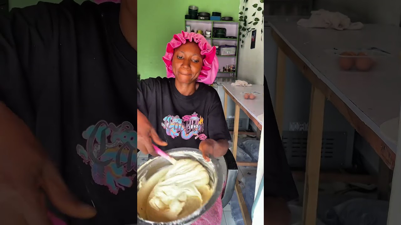 The easiest way to bake cake at home. #cake #homemadefood #viral