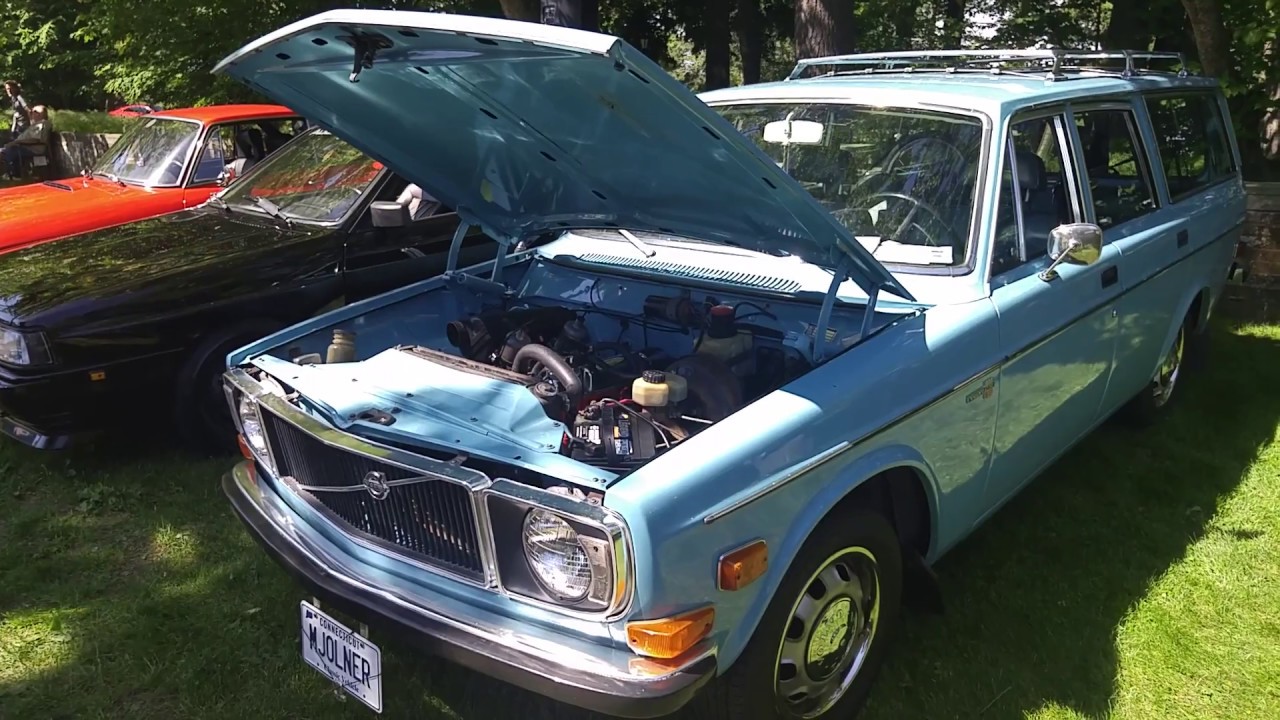 1972 Volvo 145 Station Wagon