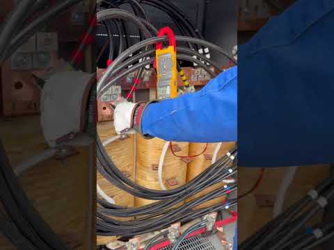 Live voltage readings in a Rex Power Magnetics 500kVA Delta-Wye transformer.