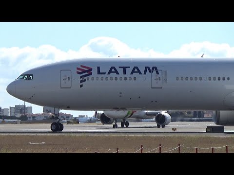 LATAM Airlines Brasil Boeing 777-32WER PT-MUG (cn 38888/1052)