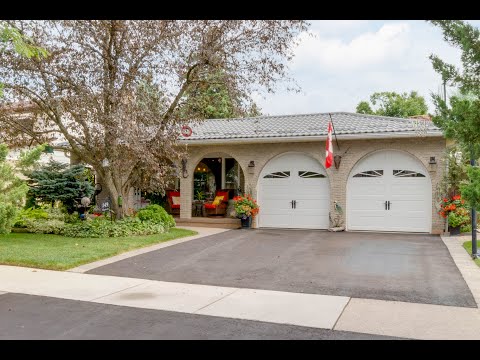 Video Tour: 149 Valleyview Cres