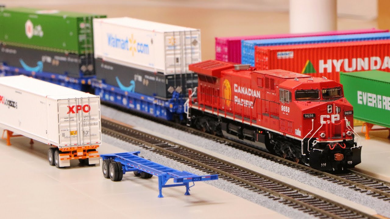 Atlas HO Scale Intermodal Train Unboxing