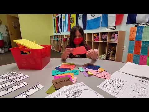 Practicing Spanish Sight Words- Kindergarten
