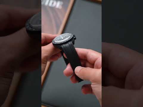 Omega X Swatch Mission to Moonphase ‘Snoopy’ Black Showcase