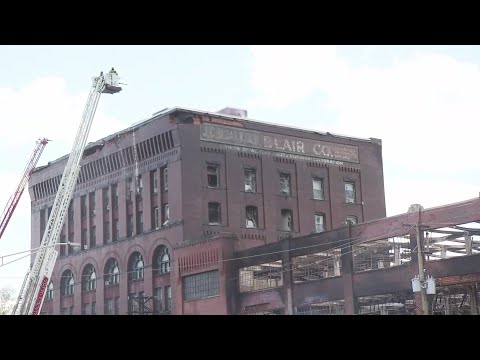 Massive fire destroys Huntingdon building, leaves over 100 people displaced