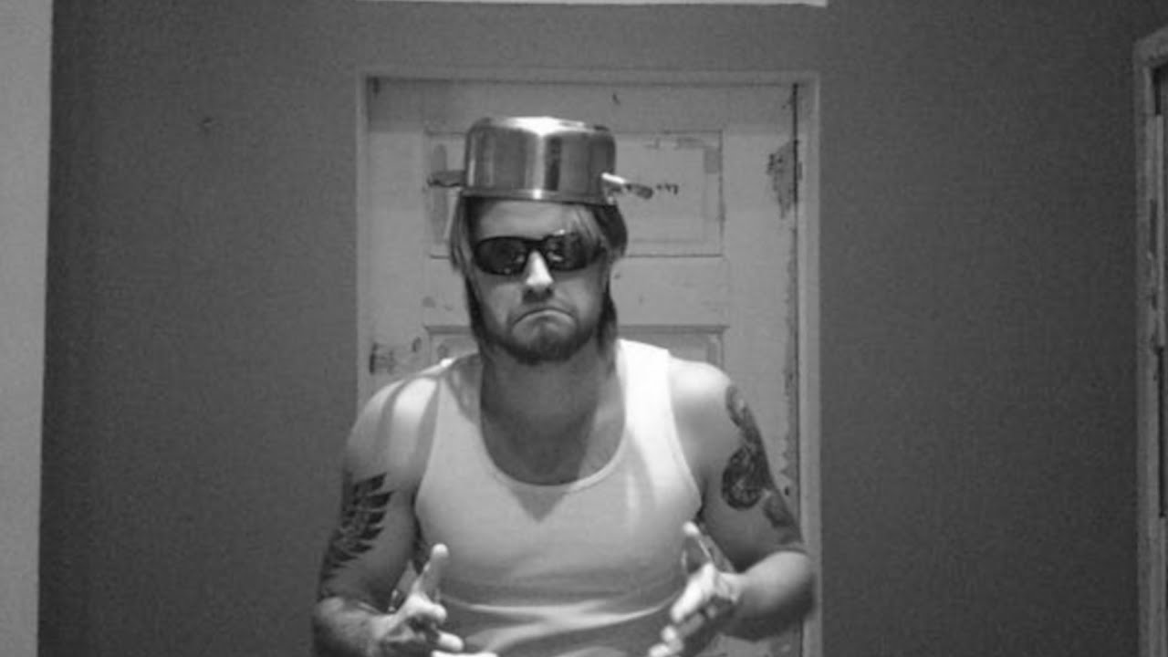 Liam Giles - Lonely (Official Video)