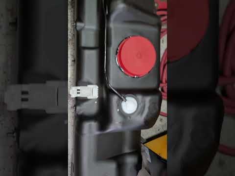 2011 DODGE RAM 4.7L. FUEL TANK AND CODE P0456