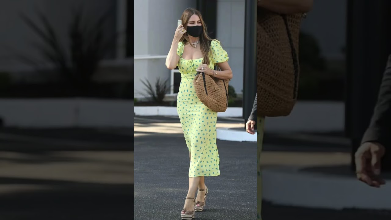 Sofia Vergara - Style #shorts (celebrity casual outfits)