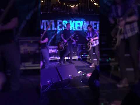 Myles Kennedy & Company @ Jergels Rhythm Grille, Warrendale, PA  11/27/18