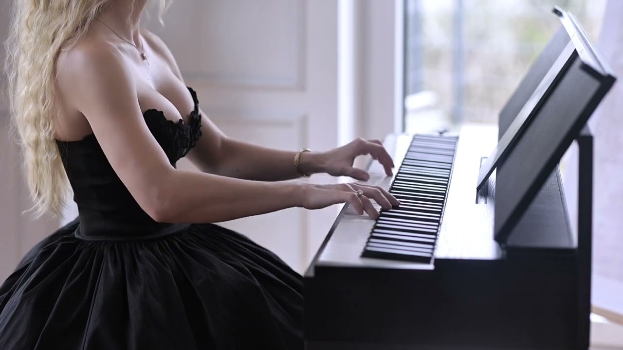 Alexis Ffrench - Dreamland┃Relaxing Piano Music