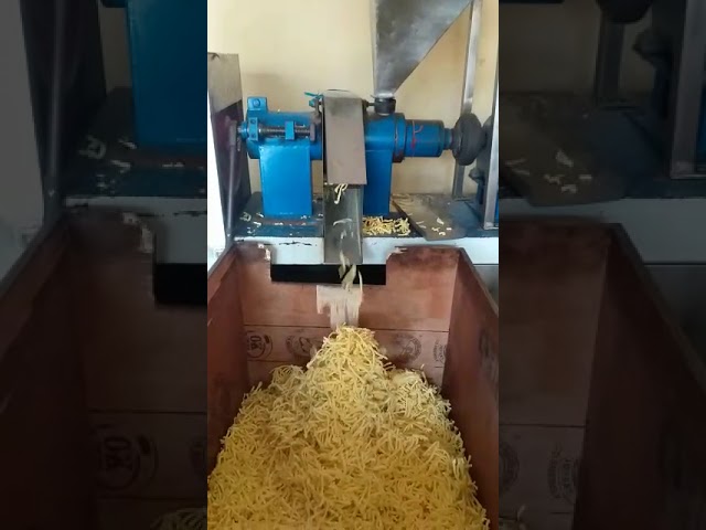 Kurkure Extruder Machine - Snacks Making Line Manufacturer from Noida