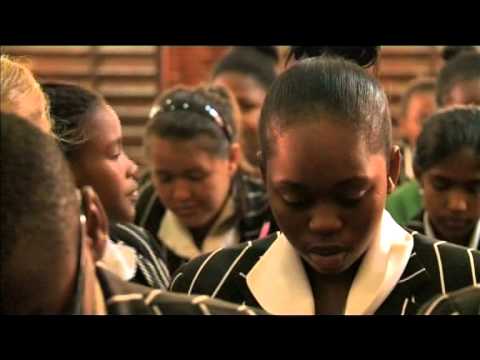 Carolyn Steyn explains 67 Blankets for Nelson Mandela Day