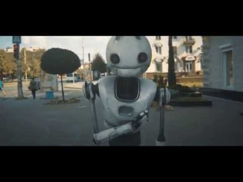Teaser Robot R32