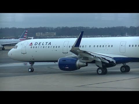 Ronald Reagan Washington National Airport (DCA) Terminal Spotting 2019