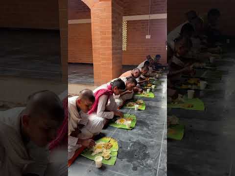 Prasadam serving for devotees in new Prasadam hall#iskcon bhimavaram#bhimavaram
