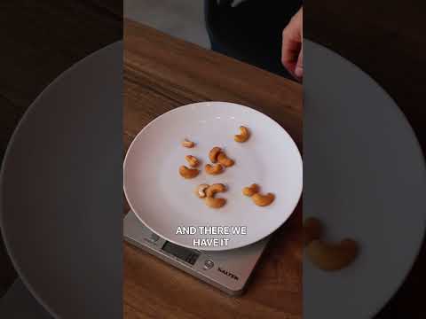 100 calories of cashew nuts 😬 #diet #weightloss #healthyfood #calories #snack #foodie
