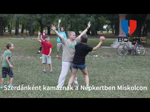 Szerdánként a Népkertben kamáznak