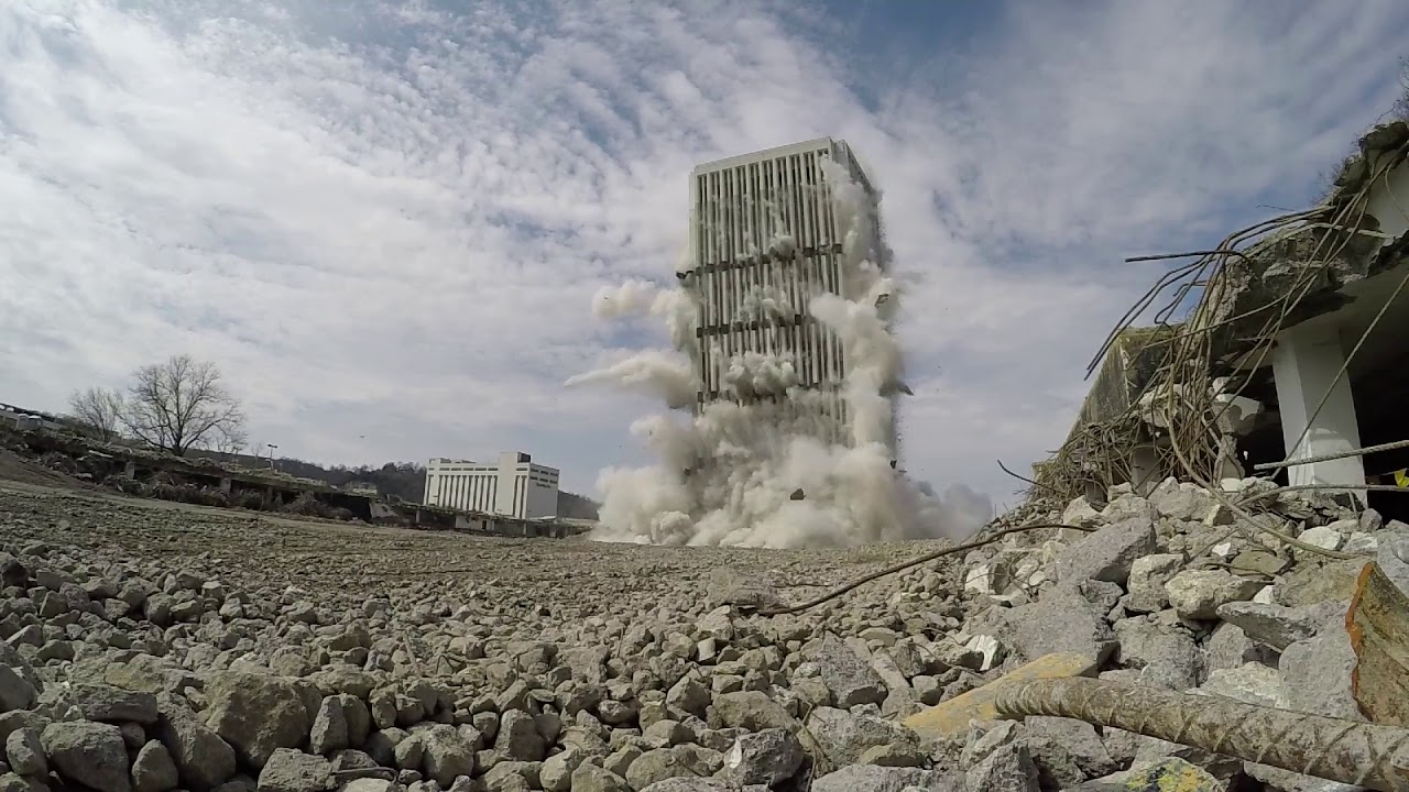 Renascent's implosion of a 28-story, 330-ft concrete building