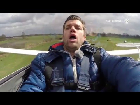 SAT.1-Reporter lernt Segelfliegen