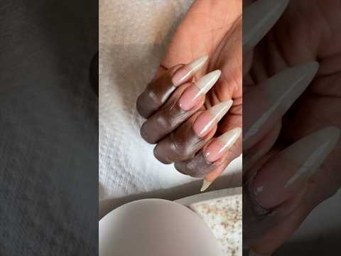 Natural Nails Builder Gel Removal