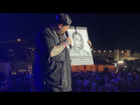 Jelly Roll - Winning Streak (Live in Tampa, FL 5-4-25) Country Thunder Florida