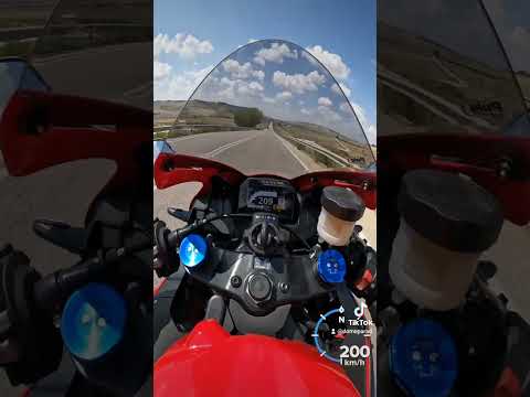 Honda CBR 600 RR real top Speed GPS - ready to take off #honda #bikelife #topspeed #gps #gopro