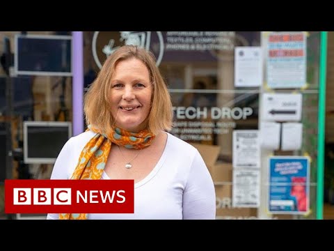 The repair shop aiming to fix throwaway culture - BBC News
