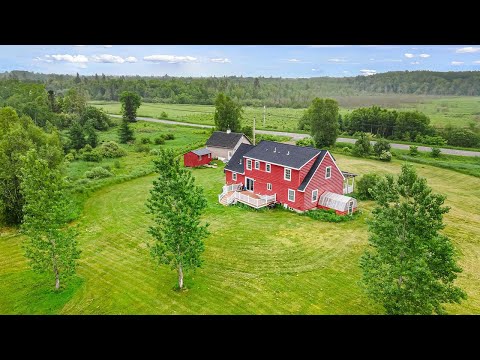 This Quiet Home for Sale in Maine Has a Big Surprise Out Back | Homes for Sale