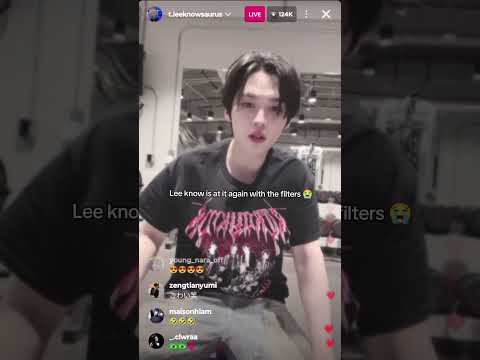 Lee know just being Lee know 🔥 #STAY #skz #youmakestraykidsstay #skzoo #leeknow #minho #fyp