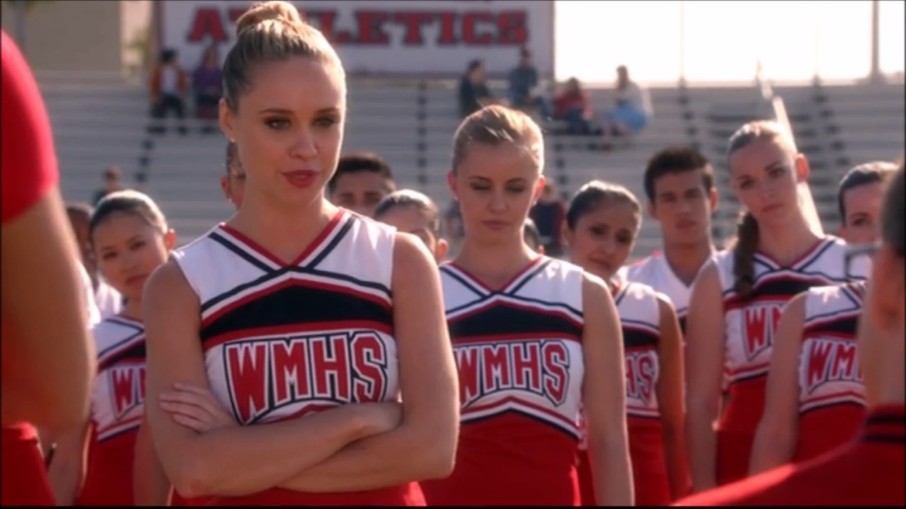 Glee - Kitty tells Artie she isn't going to rejoin New Directions 6x02