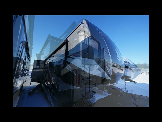 Crossroads Redwood 3901MB | RVs & Motorhomes | Calgary | Kijiji